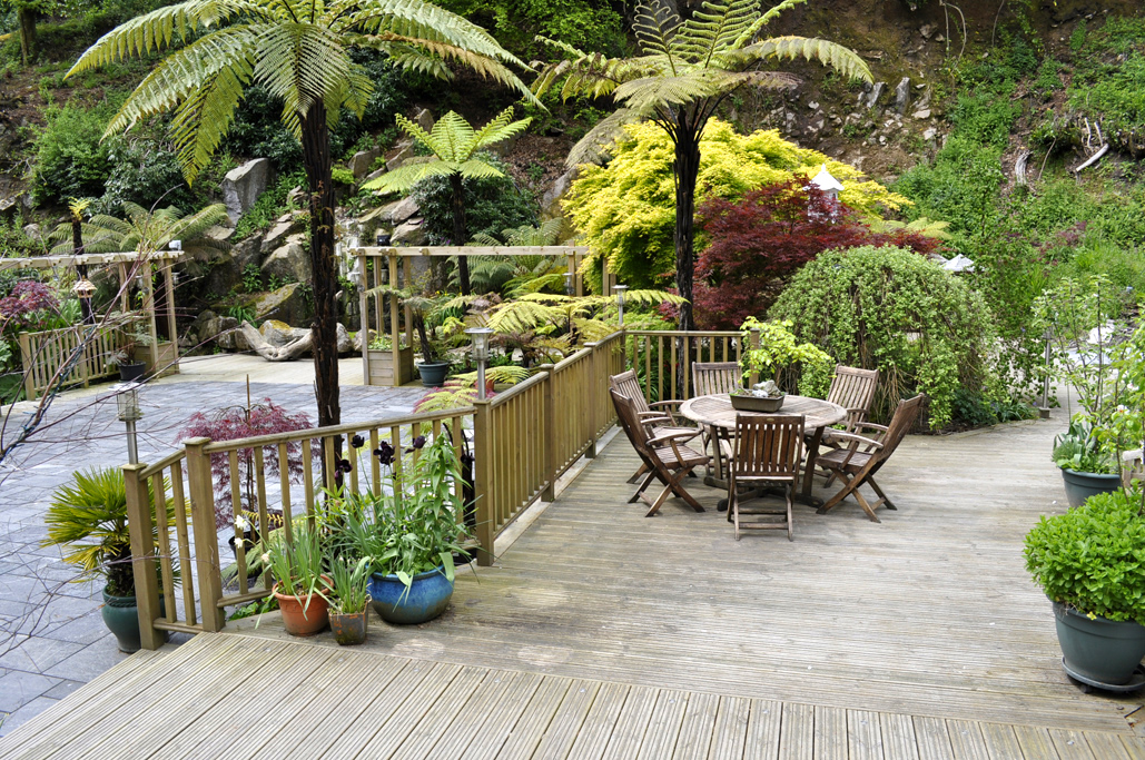Garden makeover uses FSC Certified decking, putting Cornish B&B on a ...