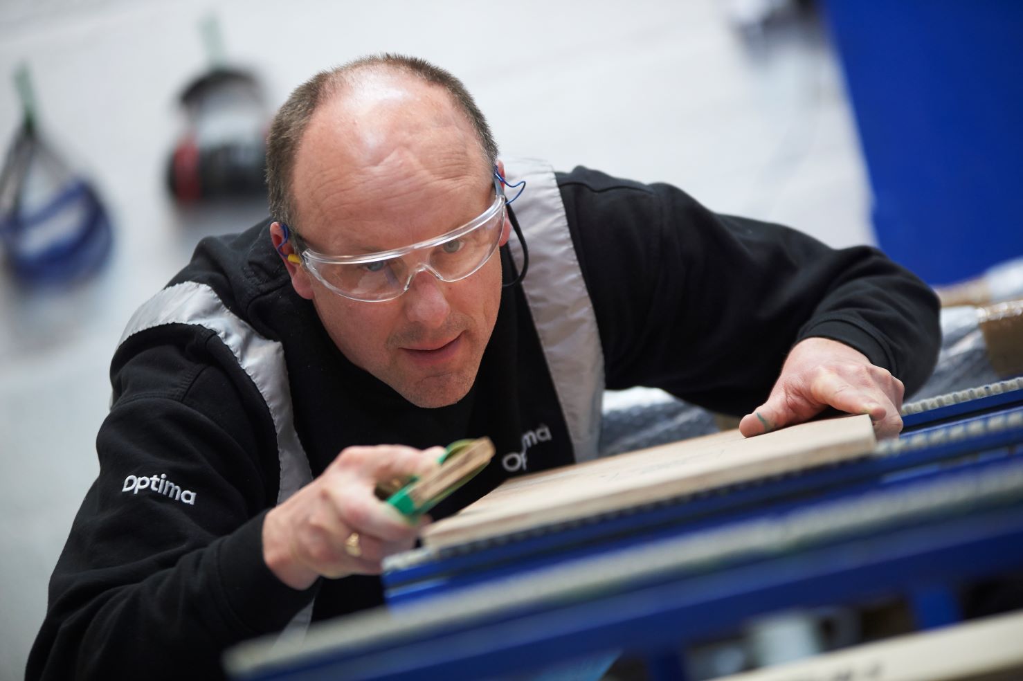 Optima Systems - experts in creating partitions for internal spaces ...